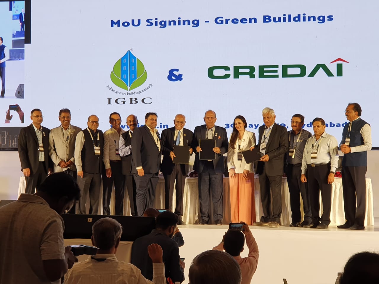 CREDAI signs MoU with IGBC to accelerate Green Building movement in ...