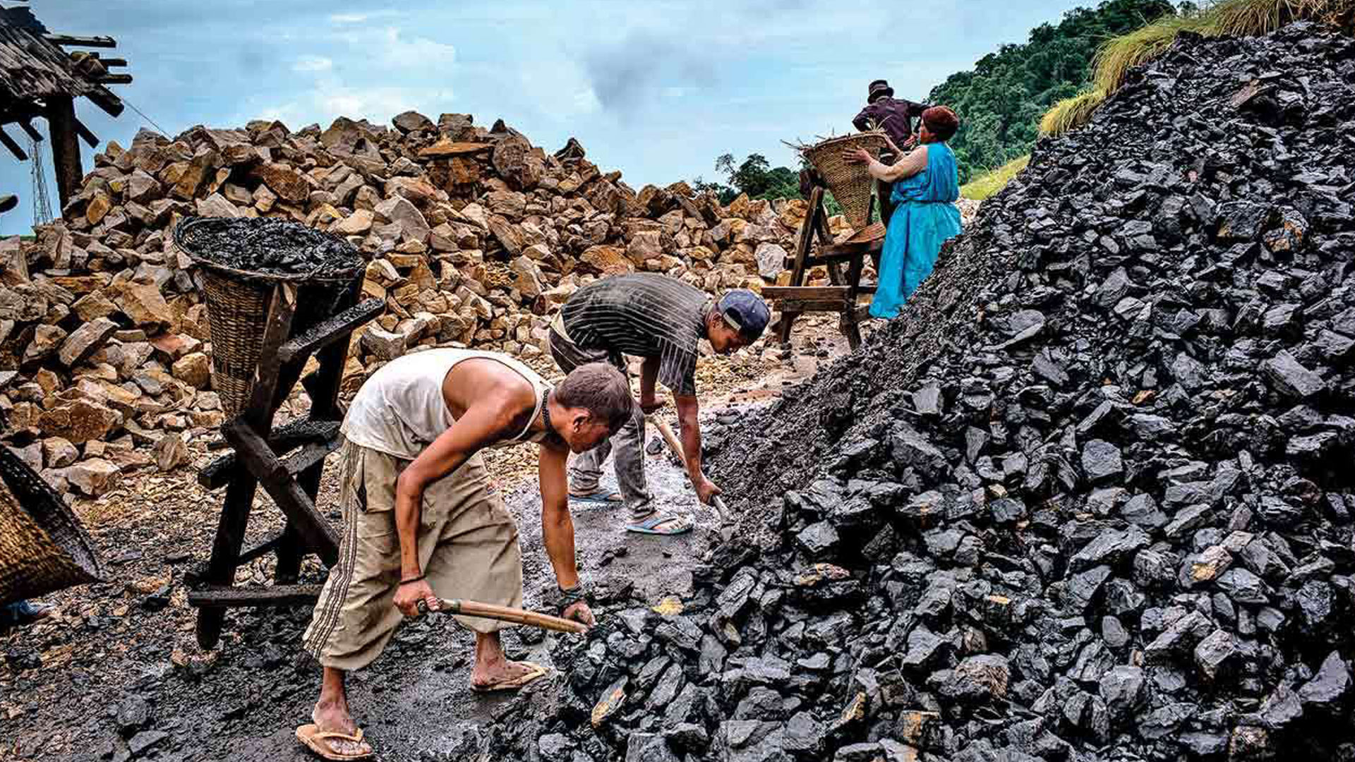 Coal India to pour Rs 56,000 cr on coal projects - Construction Week India