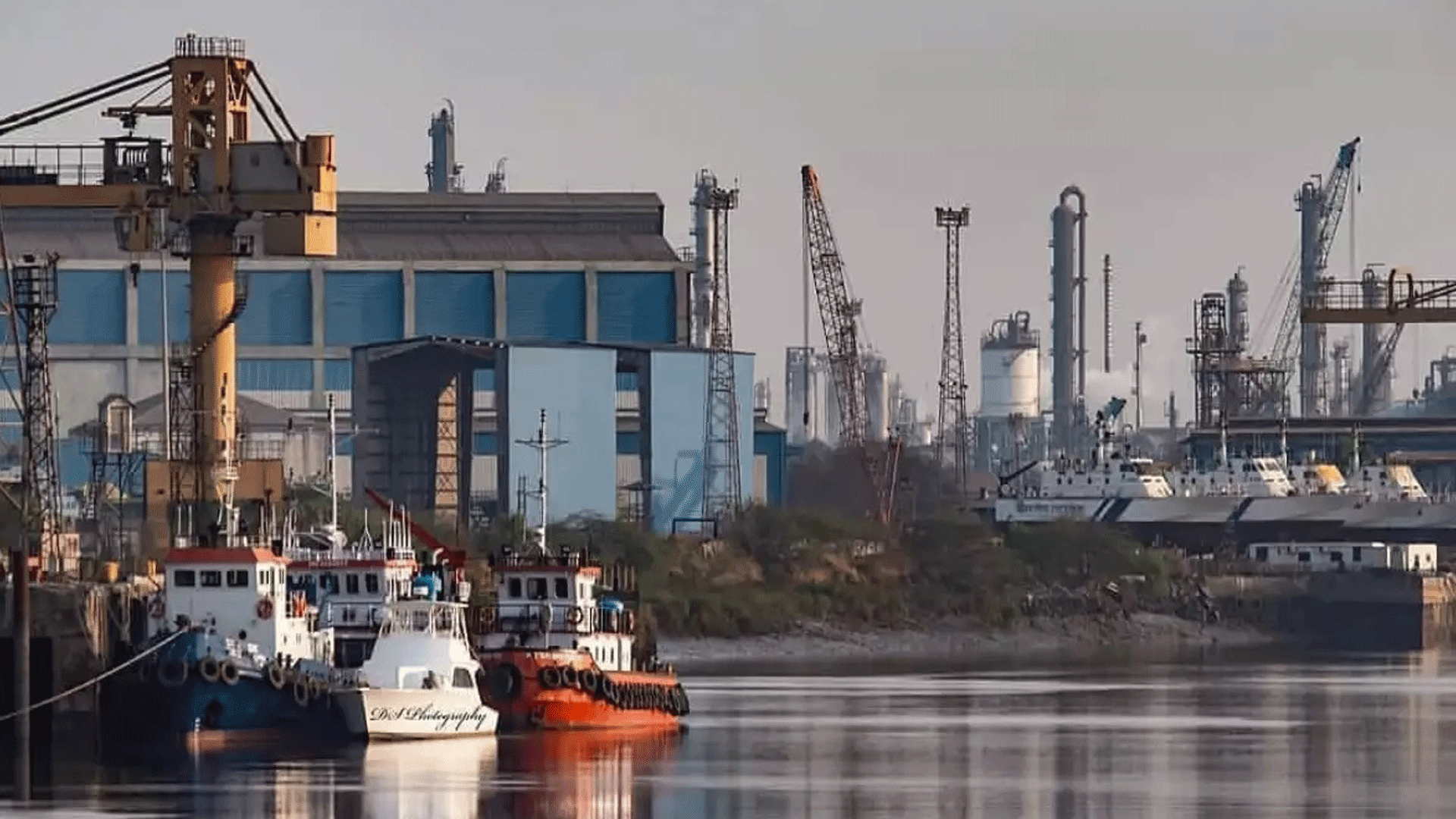 Gujarat Maritime Board plans Rs 1,750 cr brownfield port at Bhavnagar ...