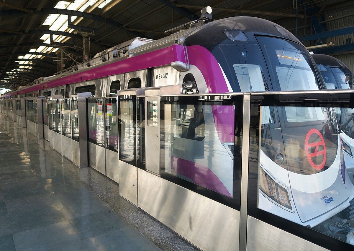 DMRC opens FOB at Samaypur Badli Metro station - Construction Week India