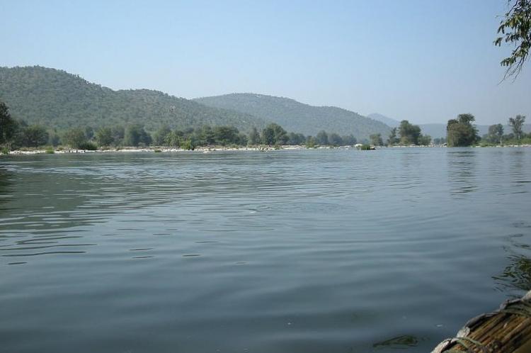 Centre prepares draft DPR for linking Godavari, Krishna, Kaveri rivers ...