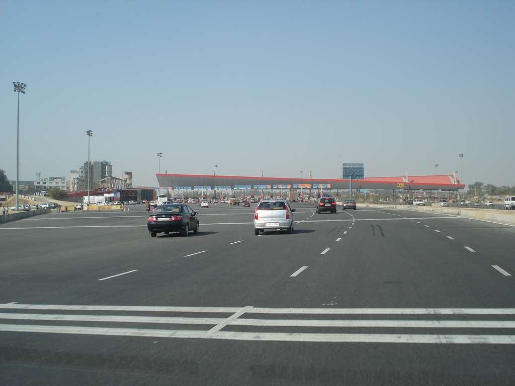 Bharat Road Network signs deal with CDPQ for sale of 67km road project ...