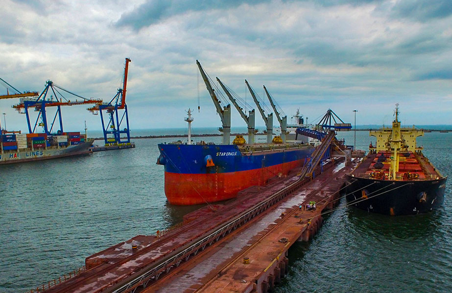 Essar Ports' cargo handling grew over 23.5% in FY20 - Construction Week ...