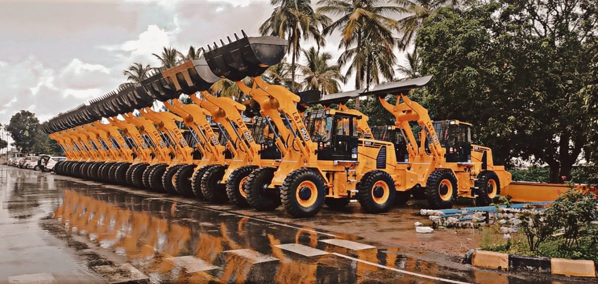 L&T dispatches special construction equipment to BRO - Construction ...