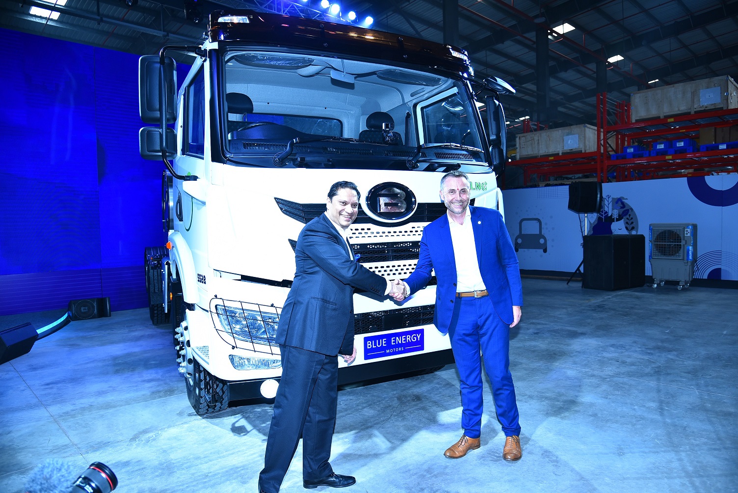 Blue Energy Motors launches India’s first LNG-fuelled green trucks ...