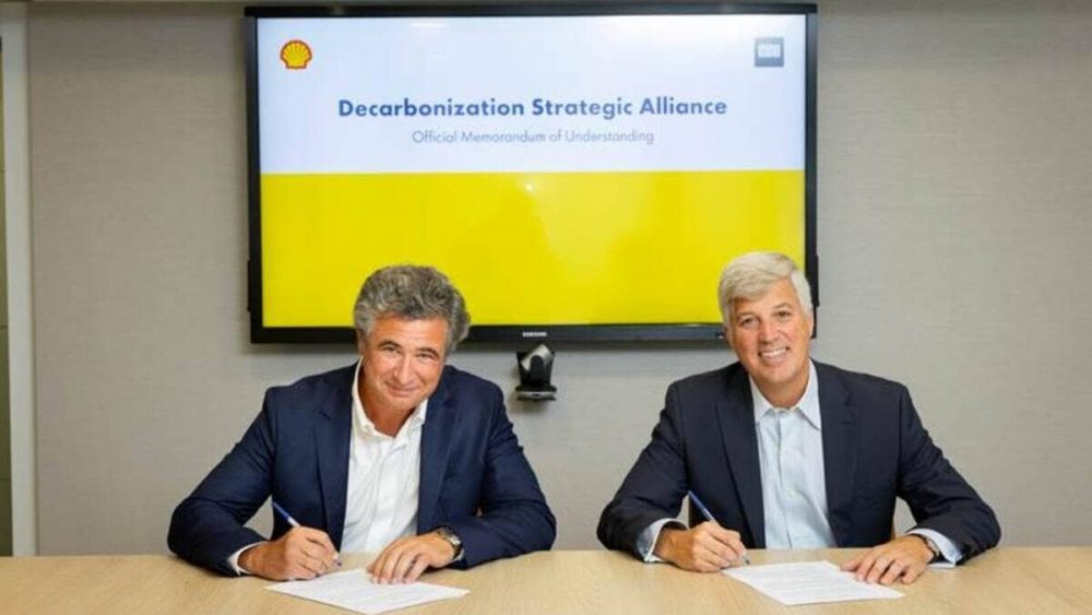 Shell and CRH sign agreement to accelerate progress on decarbonisation ...