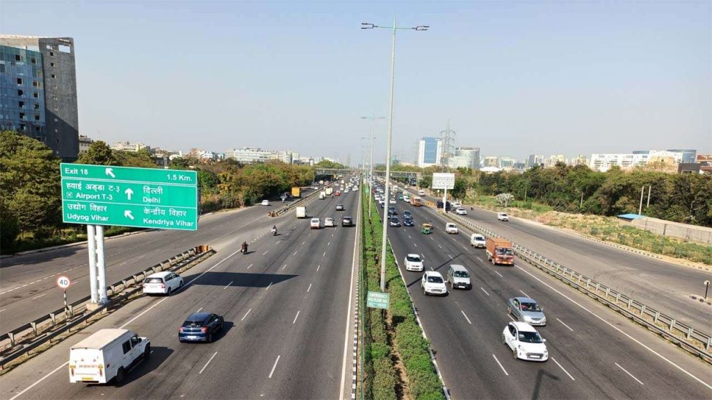 MoRTH plans elevated road corridor on Delhi-Gurugram expressway ...