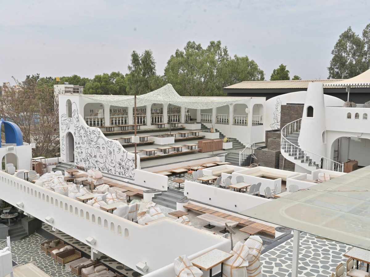 Bangalore's real estate boasts Oia: The premier nightlife destination ...