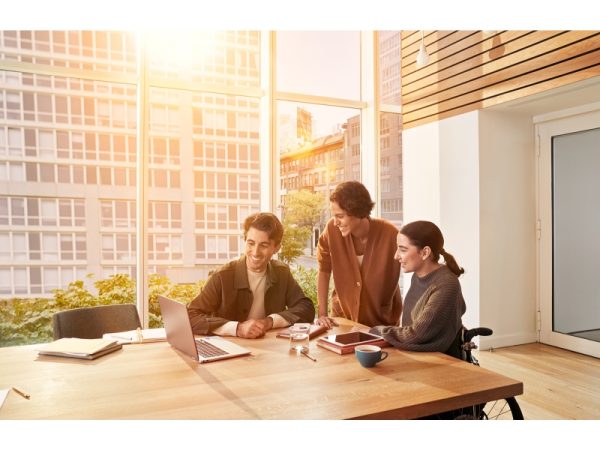 JLL unveils first GPT model for commercial real estate - Construction ...