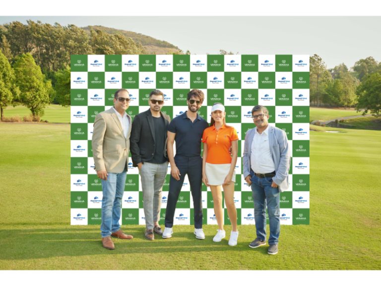 Rohan corporation signs Shah Rukh Khan brand ambassador