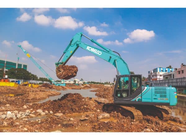 Excavators: Smooth operators - Construction Week India