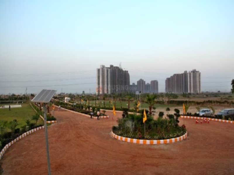 Noida will soon be famous for its green housing projects