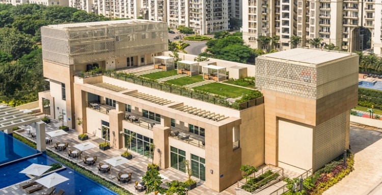 Delhi's poshest clubhouse: DLF One Midtown unveiled!